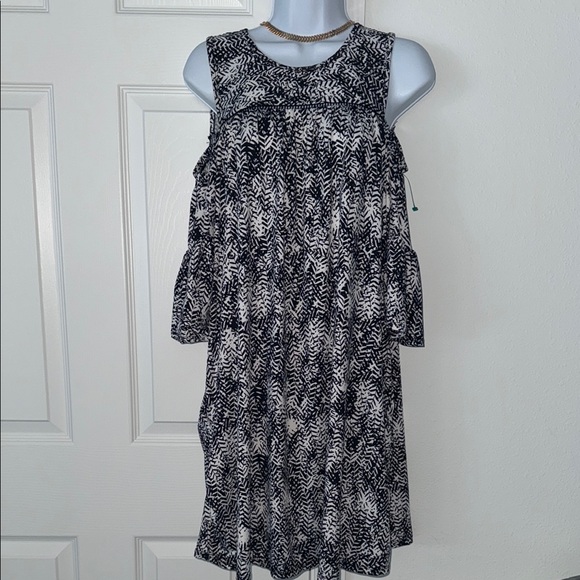 Robert Louis | Dresses | Robert Louis Black And White Sheath Mini Dress ...